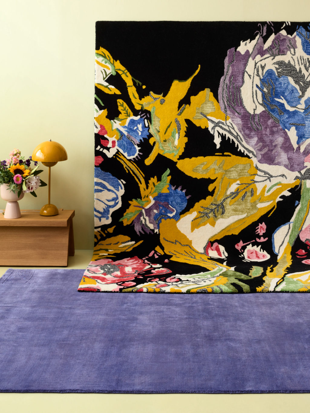 Få farge inn i hjemmet med et fargerikt teppe! - InHouse